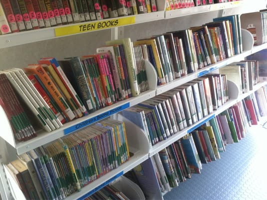 AZUSA CITY LIBRARY - Updated December 2025 - 25 Photos & 26 Reviews ...