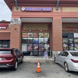 BUFFALO EATZ - Updated July 2025 - 143 Photos & 100 Reviews - 5015 N ...