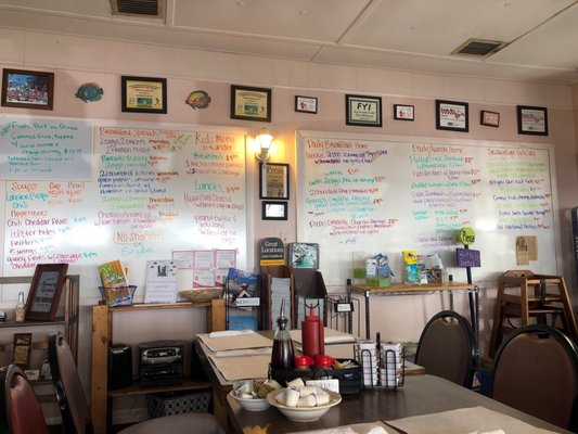 American (Traditional) - THE HIDEOUT RESTAURANT - 249 Photos & 276 ...