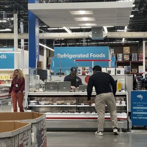 TARGET - Updated April 2025 - 30 Photos & 54 Reviews - 2950 S Chase Ave ...