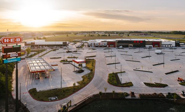 H-E-B - Updated March 2026 - 37 Photos & 29 Reviews - 1230 Central Expy ...