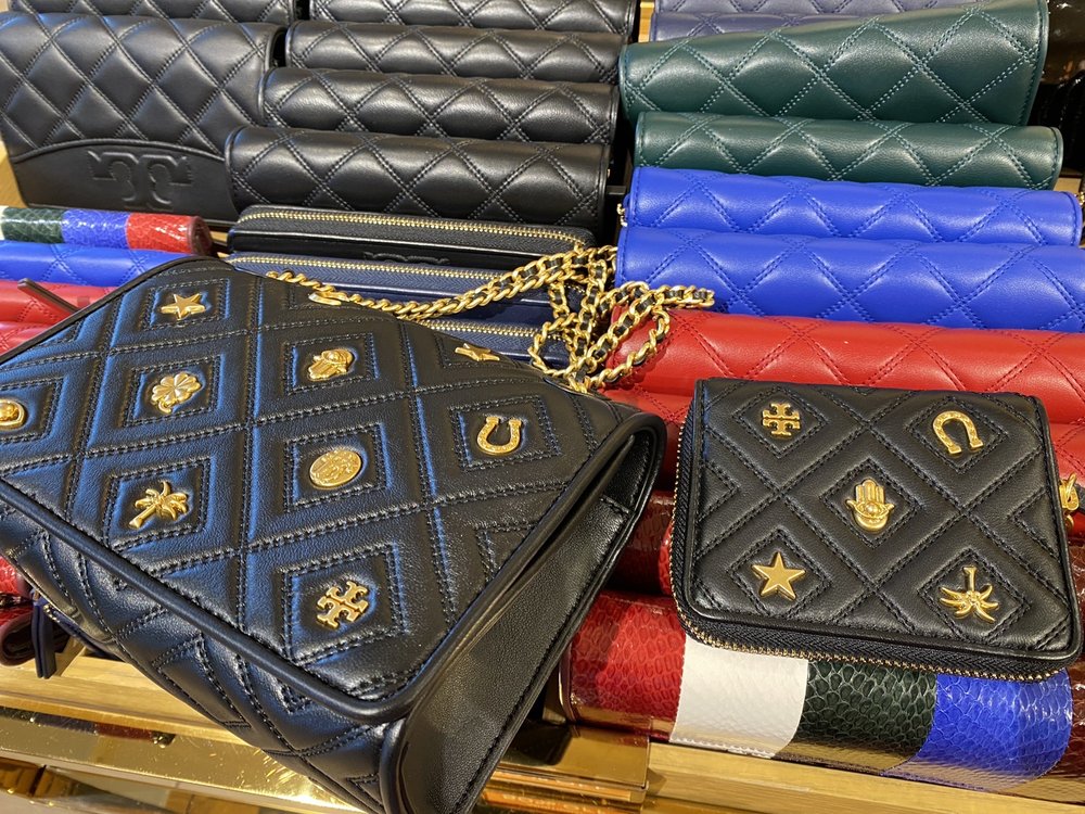 TANGER OUTLETS - REHOBOTH BEACH - Updated November 2024 - 31 Reviews ...