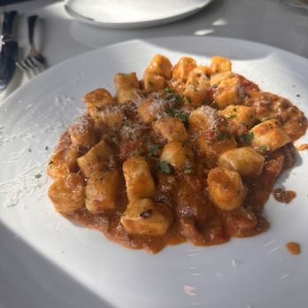 SPAGO BY WOLFGANG PUCK - Updated July 2025 - 3812 Photos & 1424 Reviews ...