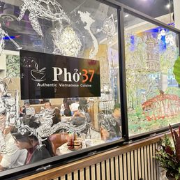 PHO 37 - Updated January 2026 - 462 Photos & 170 Reviews - 1008-8300 ...