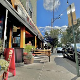 CHOMP KITCHEN AND DRINKS - Updated December 2025 - 377 Photos & 269 ...