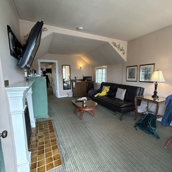 CENTRELLA HOTEL - Updated January 2025 - 268 Photos & 256 Reviews - 12 ...