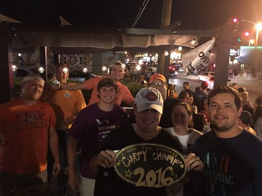 THE CURTY SHACK - Updated December 2025 - 15 Photos - 402 S Washington ...