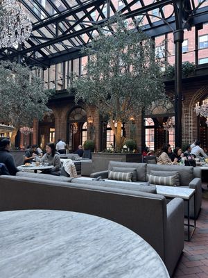 RH CHICAGO | THE GALLERY AT THE THREE ARTS CLUB - Updated January 2026 ...