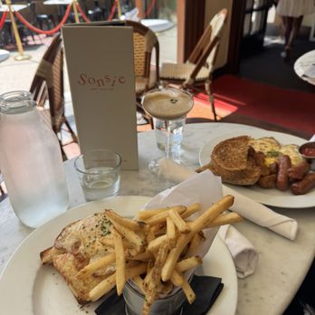 SONSIE - Updated October 2025 - 959 Photos & 1651 Reviews - 327 Newbury ...