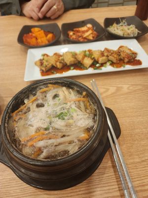 DOOKBAEKI KOREAN RESTAURANT - Updated January 2025 - 15 Photos - 8882 ...