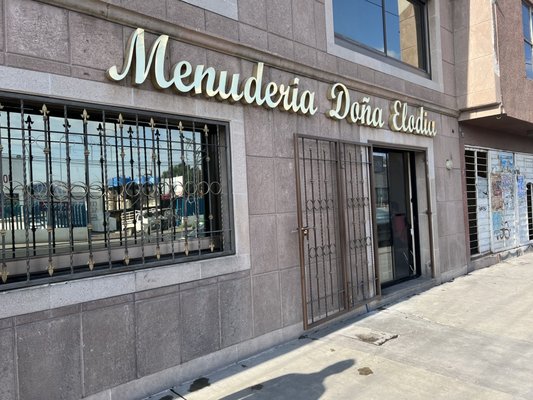 MENUDERIA DÖNA ELODIA - Updated December 2024 - Eje Vial Ponciano ...