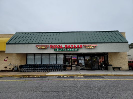 ROYAL BAZAAR INDIAN-ASIAN FOODS - 102 Photos & 32 Reviews - Grocery - 415 N Military Hwy ...