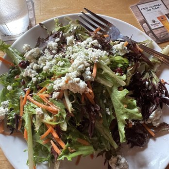 BERLINER PUB - Updated May 2024 - 719 Photos & 697 Reviews - 221 Main ...