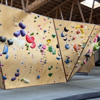 LONG BEACH RISING - Updated May 2024 - 69 Photos & 58 Reviews - 205 E ...