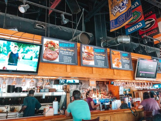 LAKETOWN GRILL - 44 Photos & 41 Reviews - 4041 Williams Blvd, Kenner ...