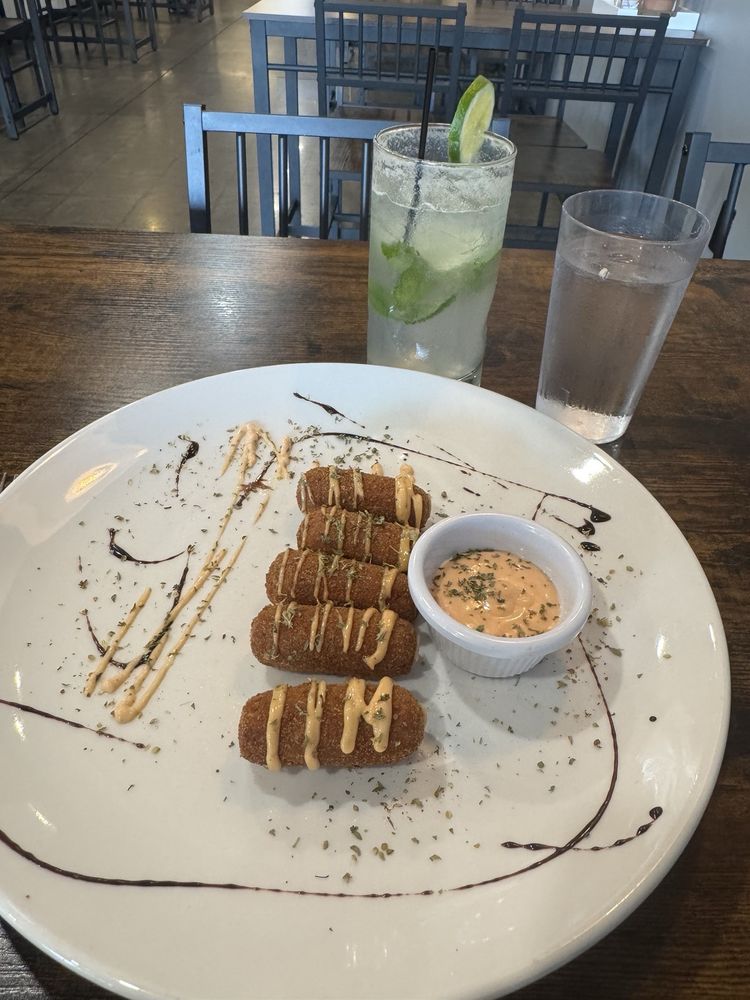 BUSY BEAN CAFE AND RAICES CUBANAS - Updated August 2025 - 2157 Penfield ...