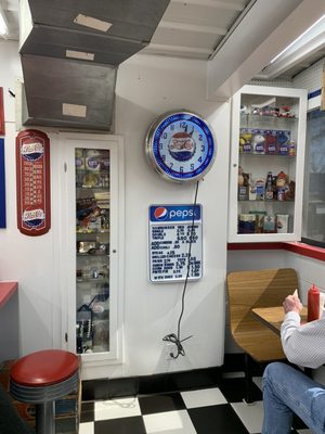 HAPPY BURGER - 60 Photos & 48 Reviews - 215 N Mission St, Sapulpa ...