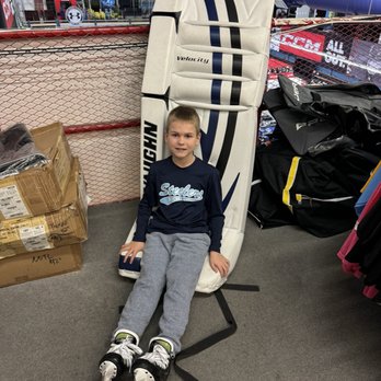 FRONT ROW SPORTS - Updated December 2025 - 16 Photos - 133 Front Street ...