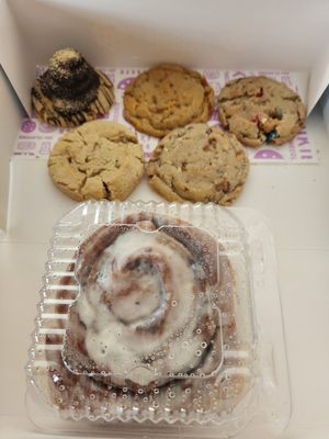 DETROIT COOKIE COMPANY - 14 Photos & 15 Reviews - 25600 Harper Ave, St ...