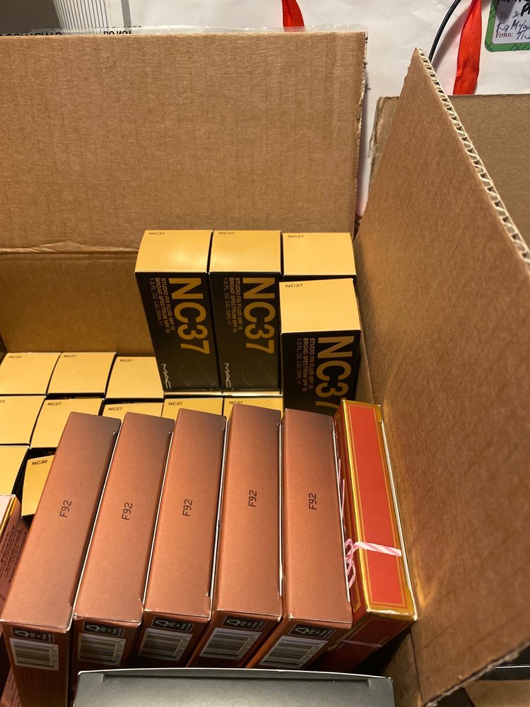 THE COSMETICS COMPANY STORE - Updated November 2025 - 18 Reviews - 850 ...