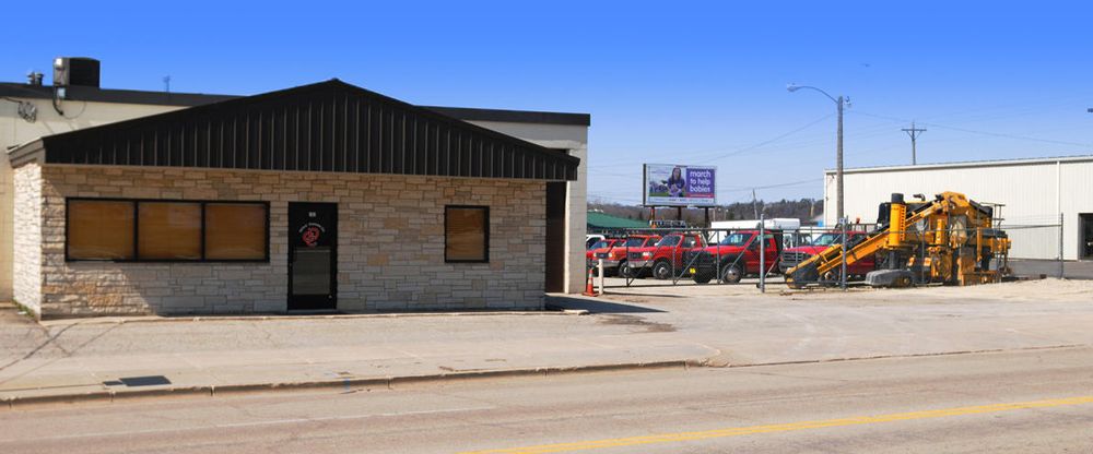 DOYLE CONNER - Updated December 2025 - 3741 Enterprise Dr SW, Rochester ...