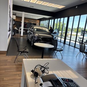 MAITA TOYOTA OF SACRAMENTO - Updated December 2025 - 329 Photos & 1125 ...