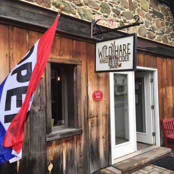 WILD HARE CIDER CABIN - 155 Photos & 72 Reviews - 106 A South St SE ...