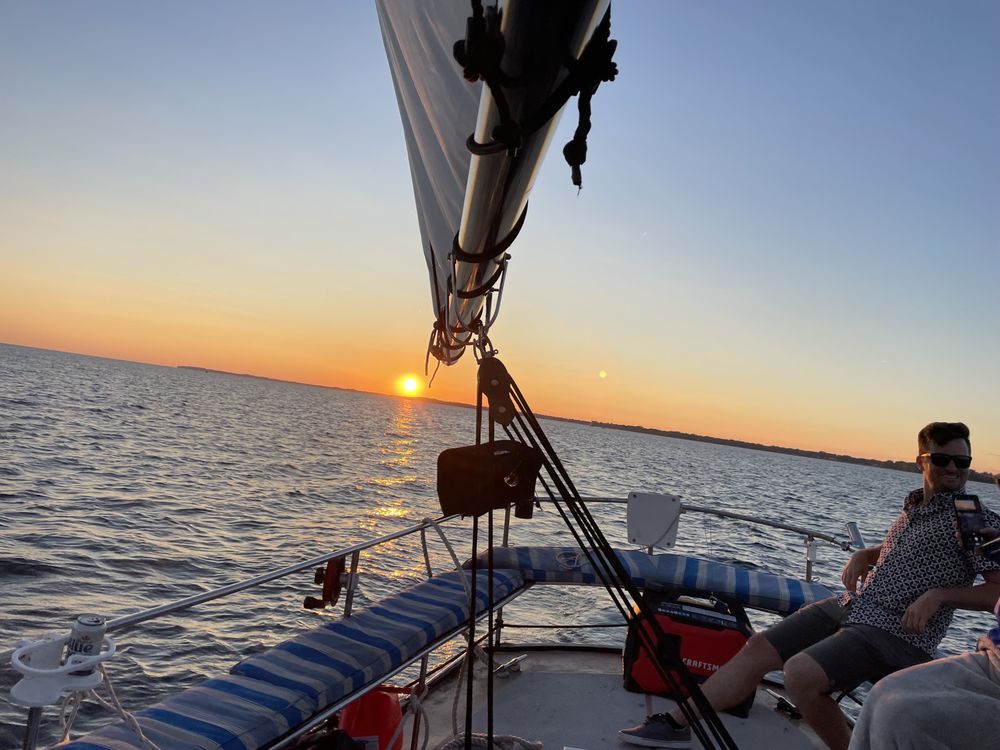 YANKEE SAILING CHARTERS - Updated January 2026 - 10 Photos - 30 Central ...