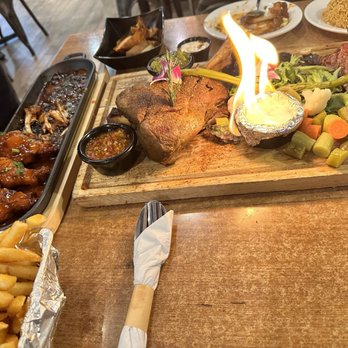 KANOON - Updated August 2024 - 267 Photos & 105 Reviews - 349 Hazel St ...