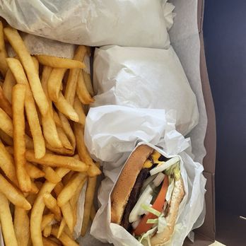 BOULEVARD BURGERS - Updated July 2024 - 230 Photos & 444 Reviews ...