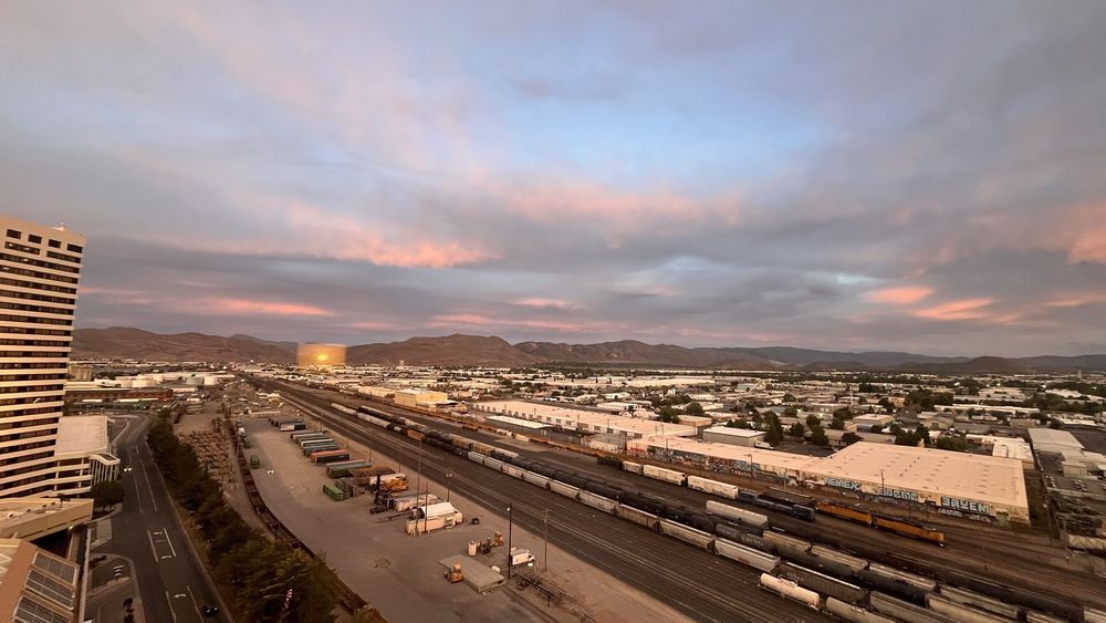 NUGGET CASINO RESORT - Updated October 2024 - 1752 Photos & 1931 ...