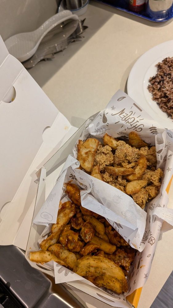 CHICKEN PLUS - Updated May 2026 - 18 Photos - 368 Broadview Avenue ...