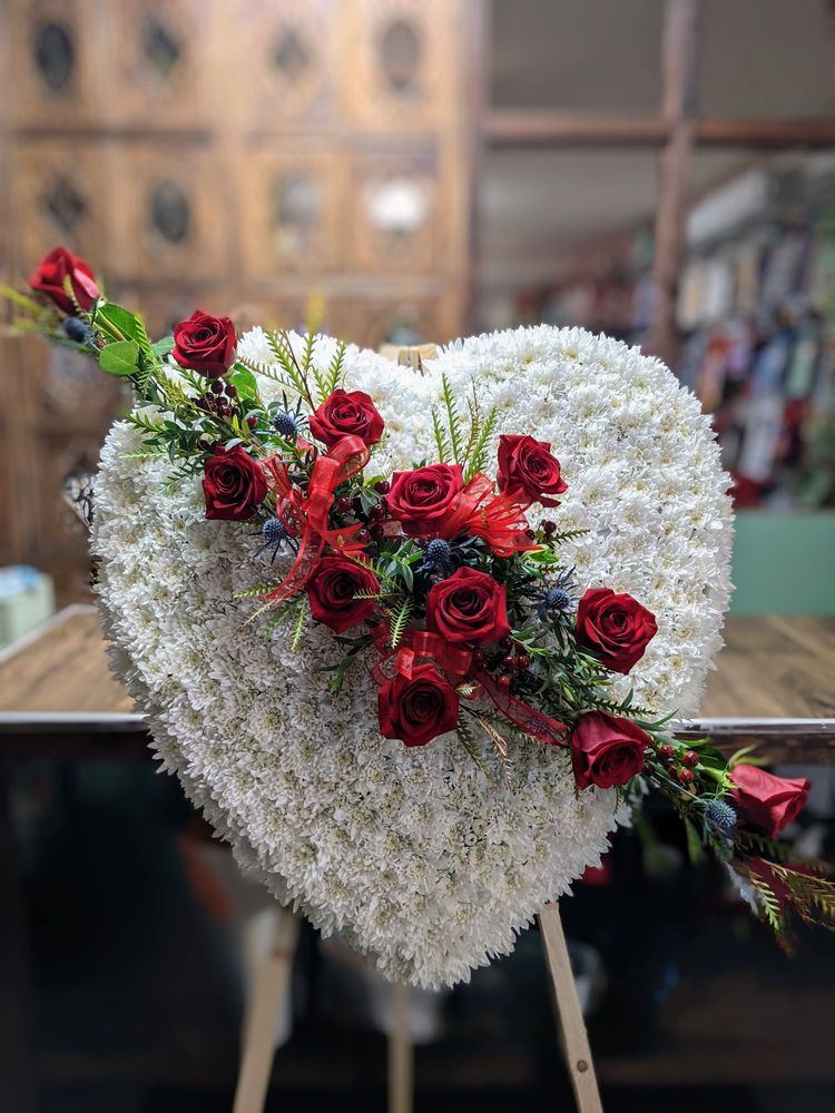 ARIS FLOWER SHOP - Updated October 2025 - 255 Photos & 24 Reviews ...