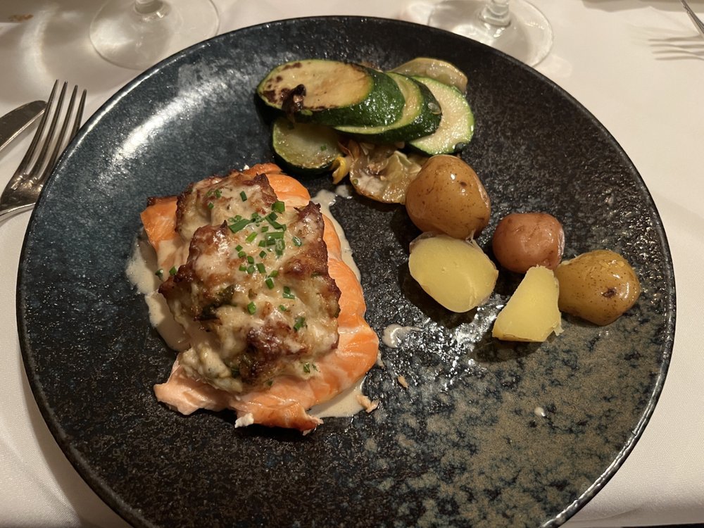 CHEZ MAX RESTAURANT - Updated December 2024 - 127 Photos & 104 Reviews ...