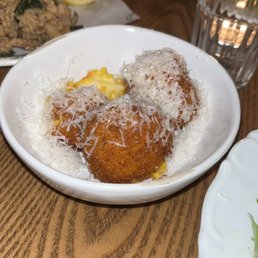 CASA ME - Updated January 2026 - 181 Photos & 87 Reviews - 7 Sconset ...