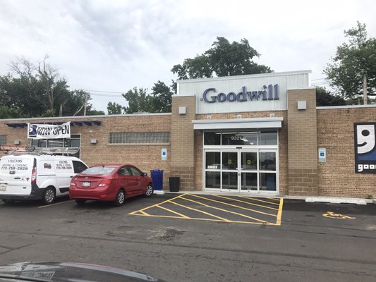GOODWILL STORE & DONATION CENTER - 10 Reviews - Thrift Stores - 9321 S ...