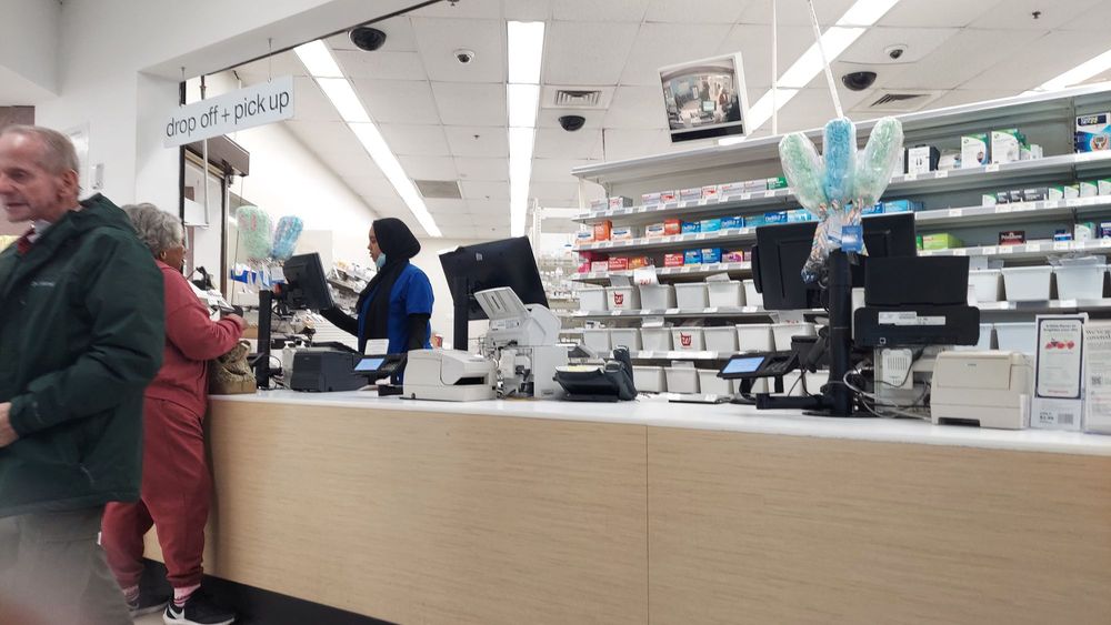 WALGREENS - Updated December 2024 - 17 Photos & 23 Reviews - 100 ...