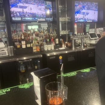 HAPPY RABBIT - Updated November 2024 - 46 Photos & 28 Reviews - 5248 ...