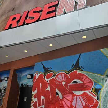 RISENY - Updated July 2024 - 420 Photos & 130 Reviews - 160 W 45th St ...