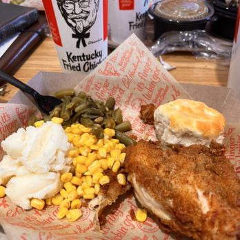 KFC - Updated December 2024 - 147 Photos & 55 Reviews - 688 Highway 25 ...