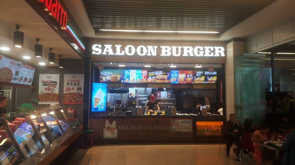 SALOON BURGER - Updated July 2024 - Necip Fazıl Mah., İstanbul, Turkey ...