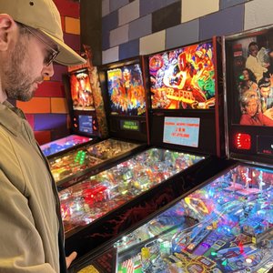 THE ICE BOX ARCADE - 88 Photos & 34 Reviews - 615 NW Bright St, Seattle ...