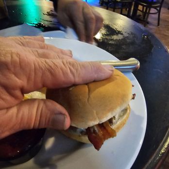 DOUBLE BARREL CRAFT KITCHEN AND TAPHOUSE - Updated December 2025 - 22 ...