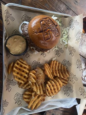 THE BAR AT MAIN AND HAMLIN - 11 Photos & 22 Reviews - 198 Main St, East ...