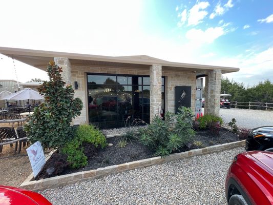 DOVE RIDGE WINERY - 38 Photos & 15 Reviews - 6060 Tucker Dr ...