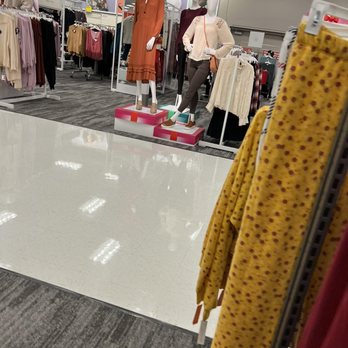 TARGET - Updated December 2025 - 31 Photos & 53 Reviews - 6601 Grand ...