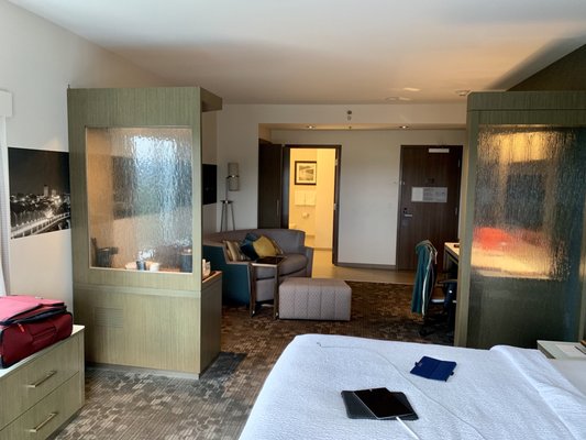 COURTYARD BY MARRIOTT AKRON DOWNTOWN - 89 Photos & 31 Reviews - 41 ...