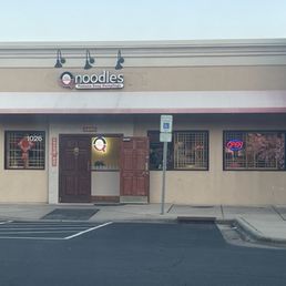 Q NOODLES - Updated December 2025 - 404 Photos & 166 Reviews - 1026 ...