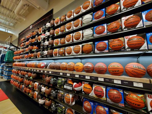 SCHEELS - 364 Photos & 139 Reviews - Outdoor Gear - 4450 Destination Dr ...