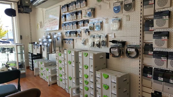 TOOLTOWN AND HARDWARE SUPPLY - Updated January 2026 - 18 Photos - 175 ...